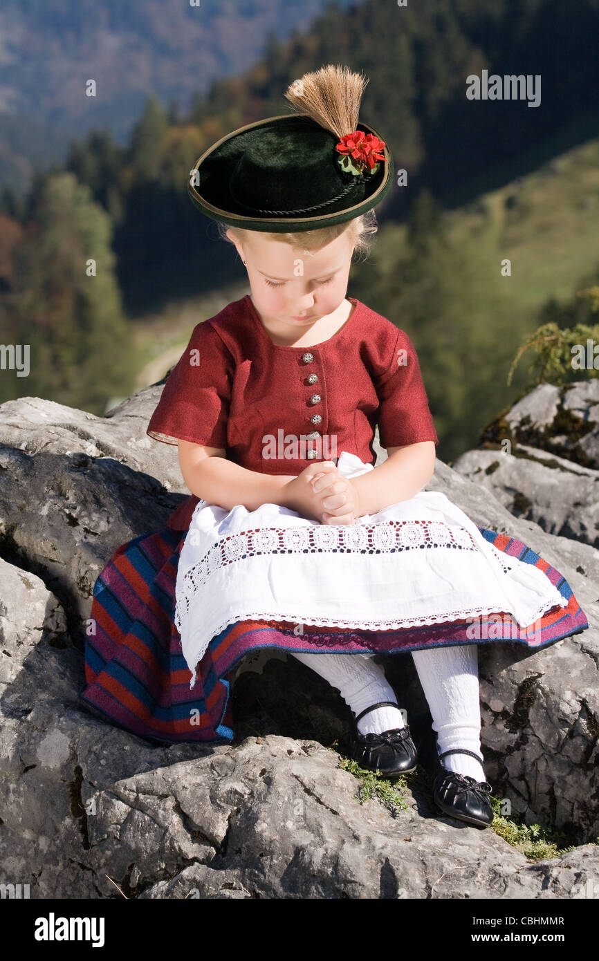 German Traditional Clothing For Children