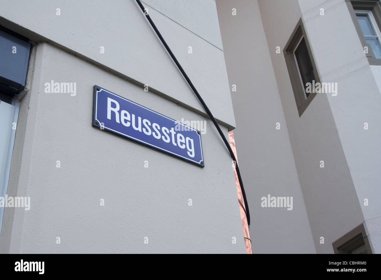 Cartello blu hi-res stock photography and images - Alamy