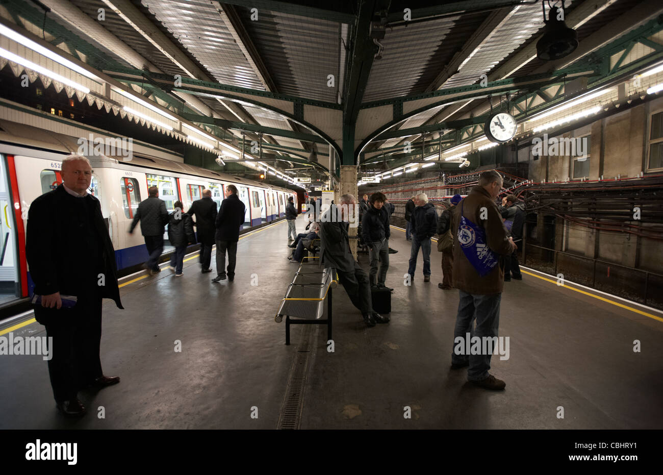 passengers waiting for delayed train at edgware road station london ...