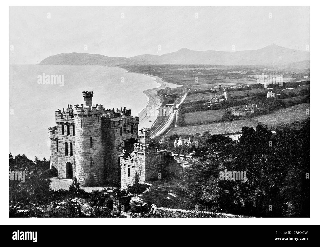 Killiney castle hi-res stock photography and images - Alamy