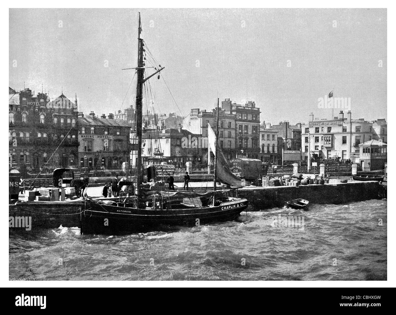 Beach resort of ryde Black and White Stock Photos & Images - Alamy