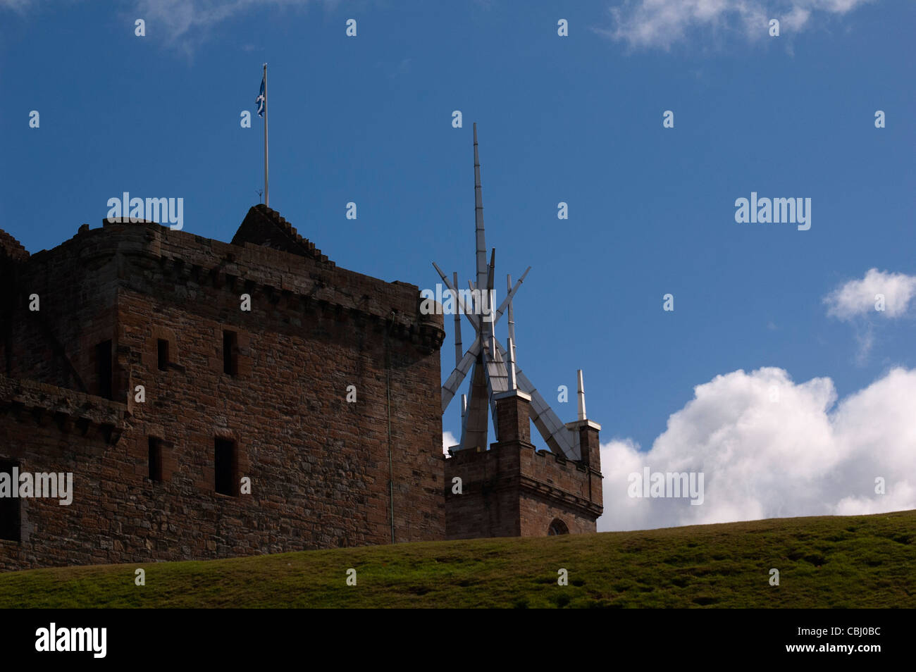 view of Linlithgow palace against a blue sky Stock Photo - Alamy