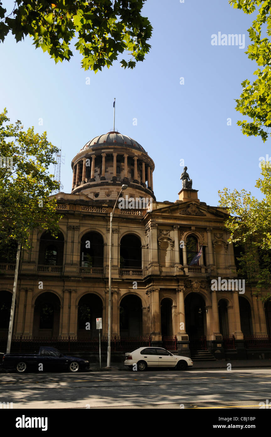 Melbourne Supreme Court in Melbourne, Australia Stock Photo - Alamy