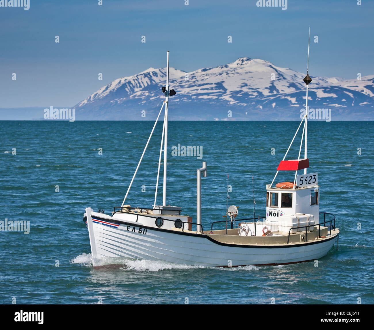 Harbor boat mountains hi-res stock photography and images - Alamy