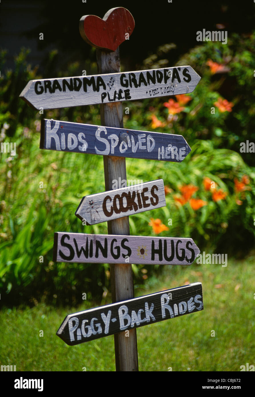 Grandparents Place Fun Lawn Signpost Stock Photo - Alamy