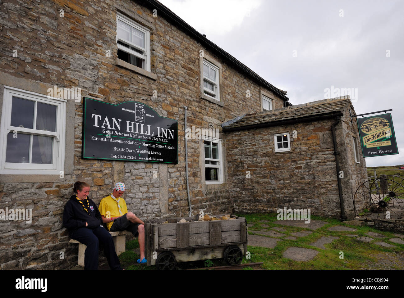 Tan hill inn highest pub hi-res stock photography and images - Alamy
