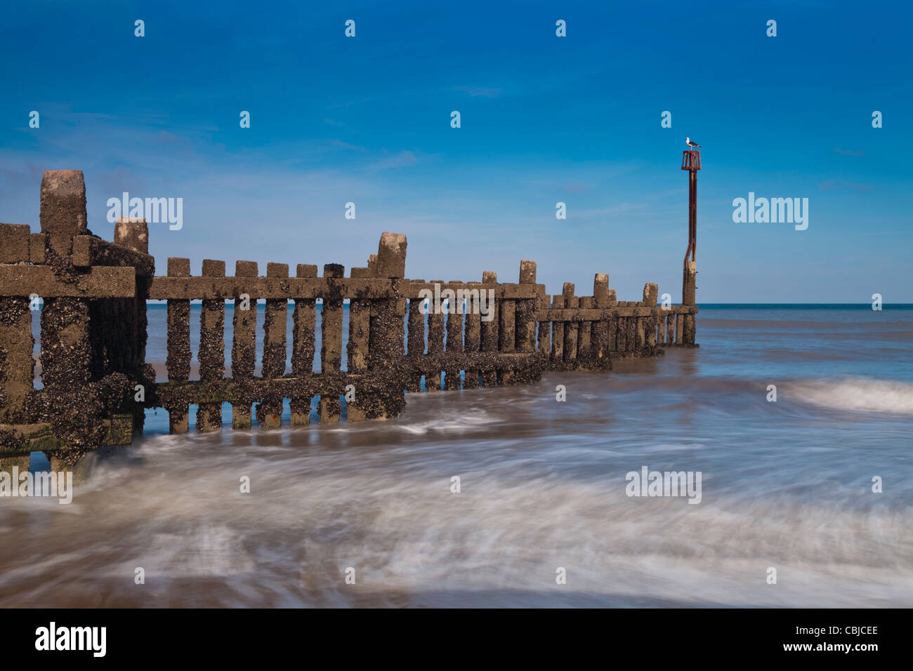 At overstrand hi-res stock photography and images - Alamy