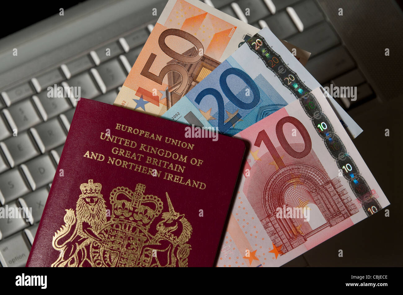 Uk banknotes 10 hi-res stock photography and images - Alamy