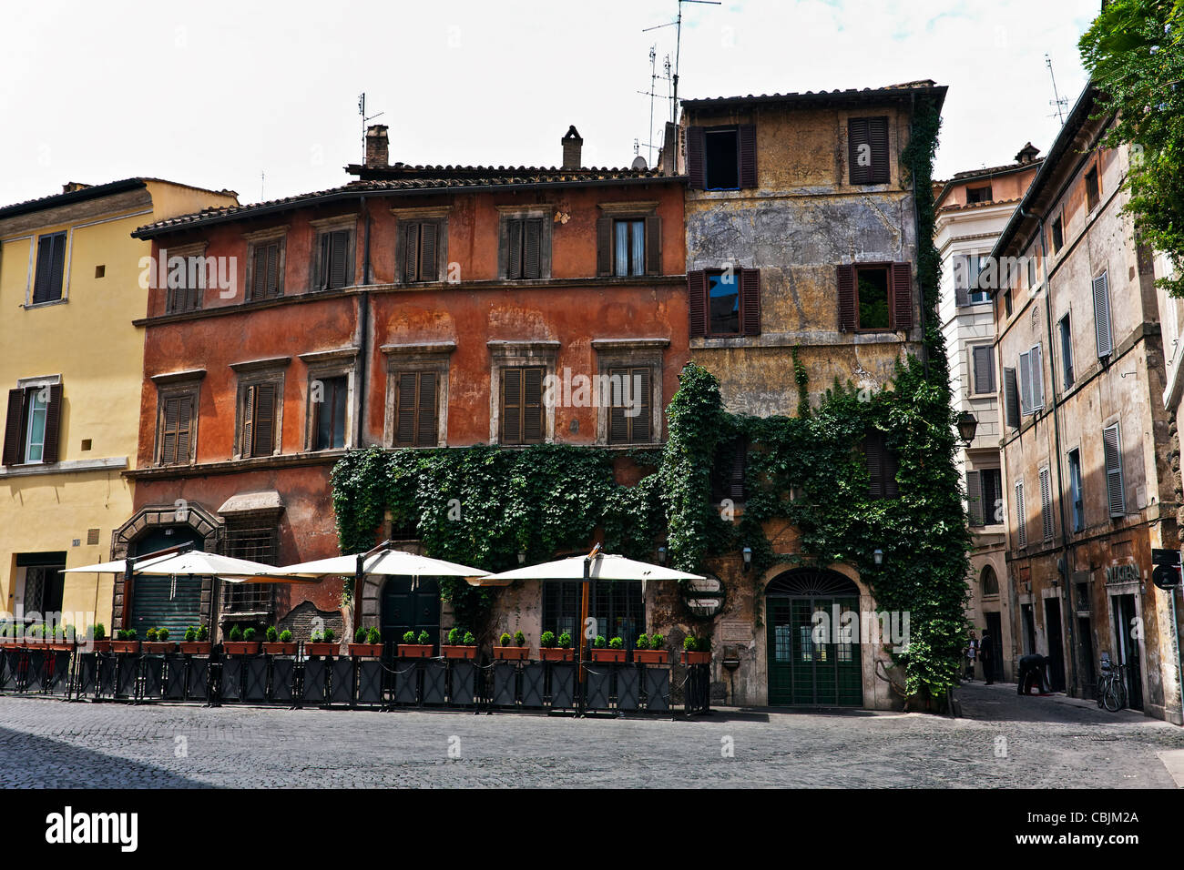 Italian typical buildings hi-res stock photography and images - Alamy