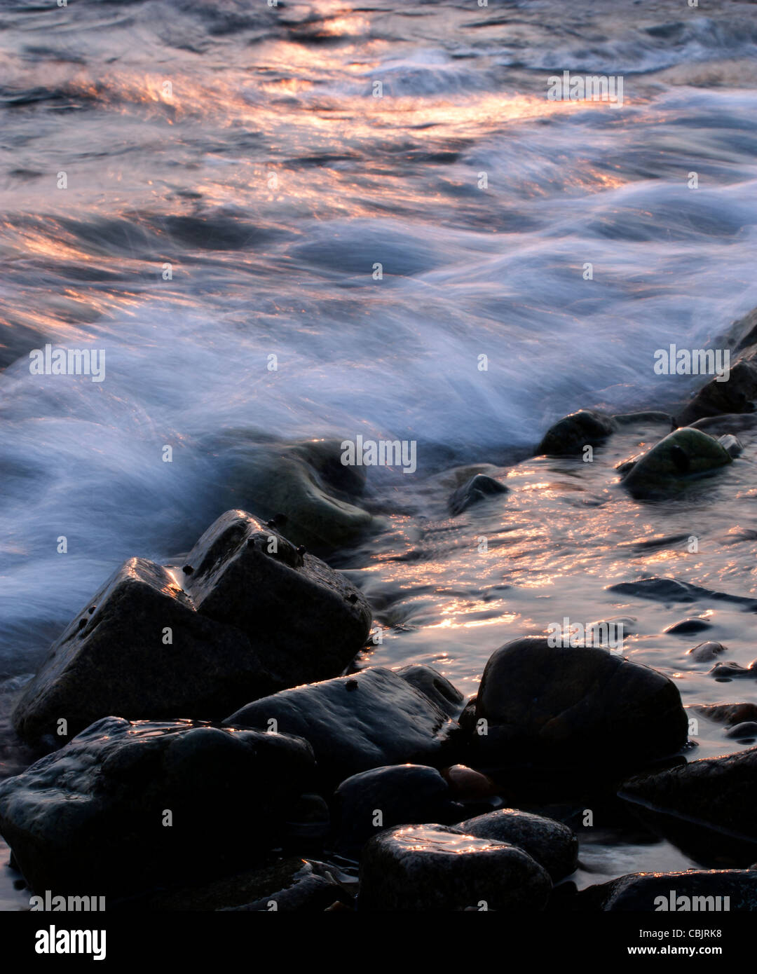 Wire shape waves at sunrise-2 Stock Photo - Alamy
