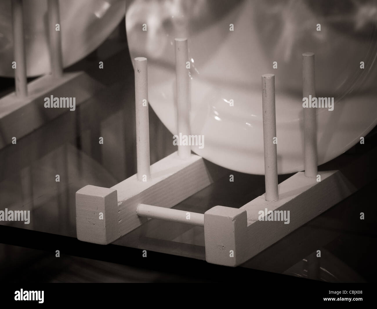 Plates on the display at the store Stock Photo - Alamy