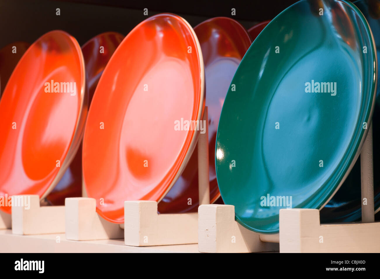 Plates on the display at the store Stock Photo - Alamy