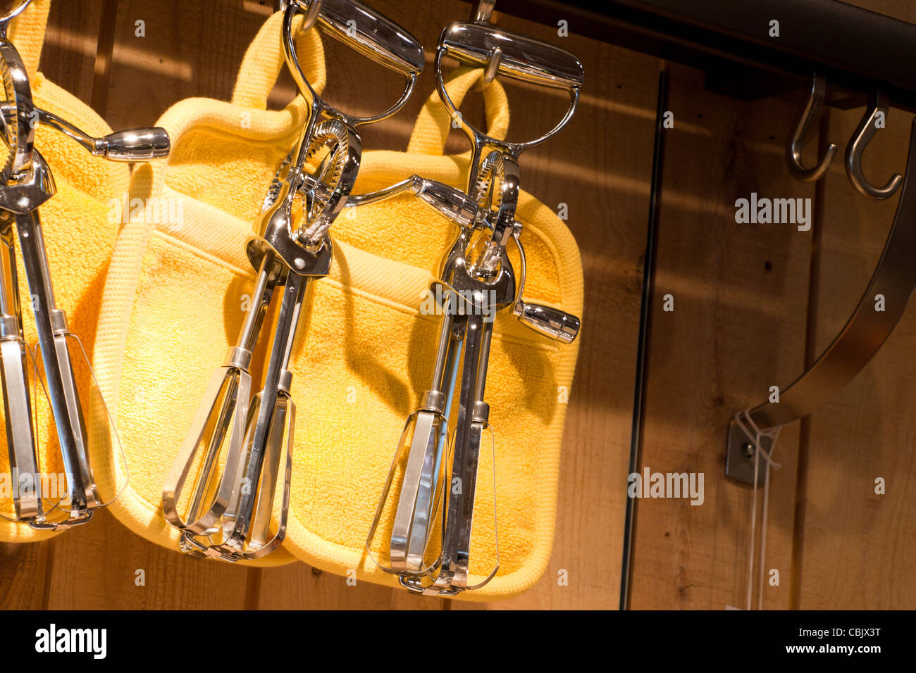 Hand mixers hi-res stock photography and images - Alamy