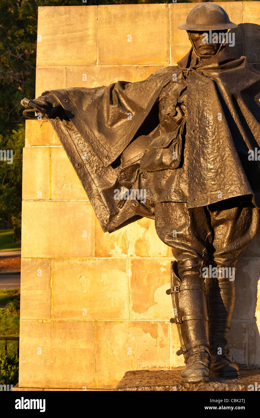 Charles sargeant jagger statue hi-res stock photography and images - Alamy