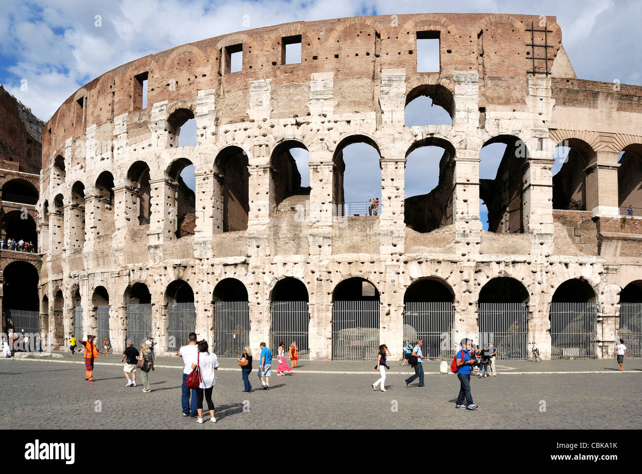 Kolosseum piazza del colosseo rom hi-res stock photography and images ...
