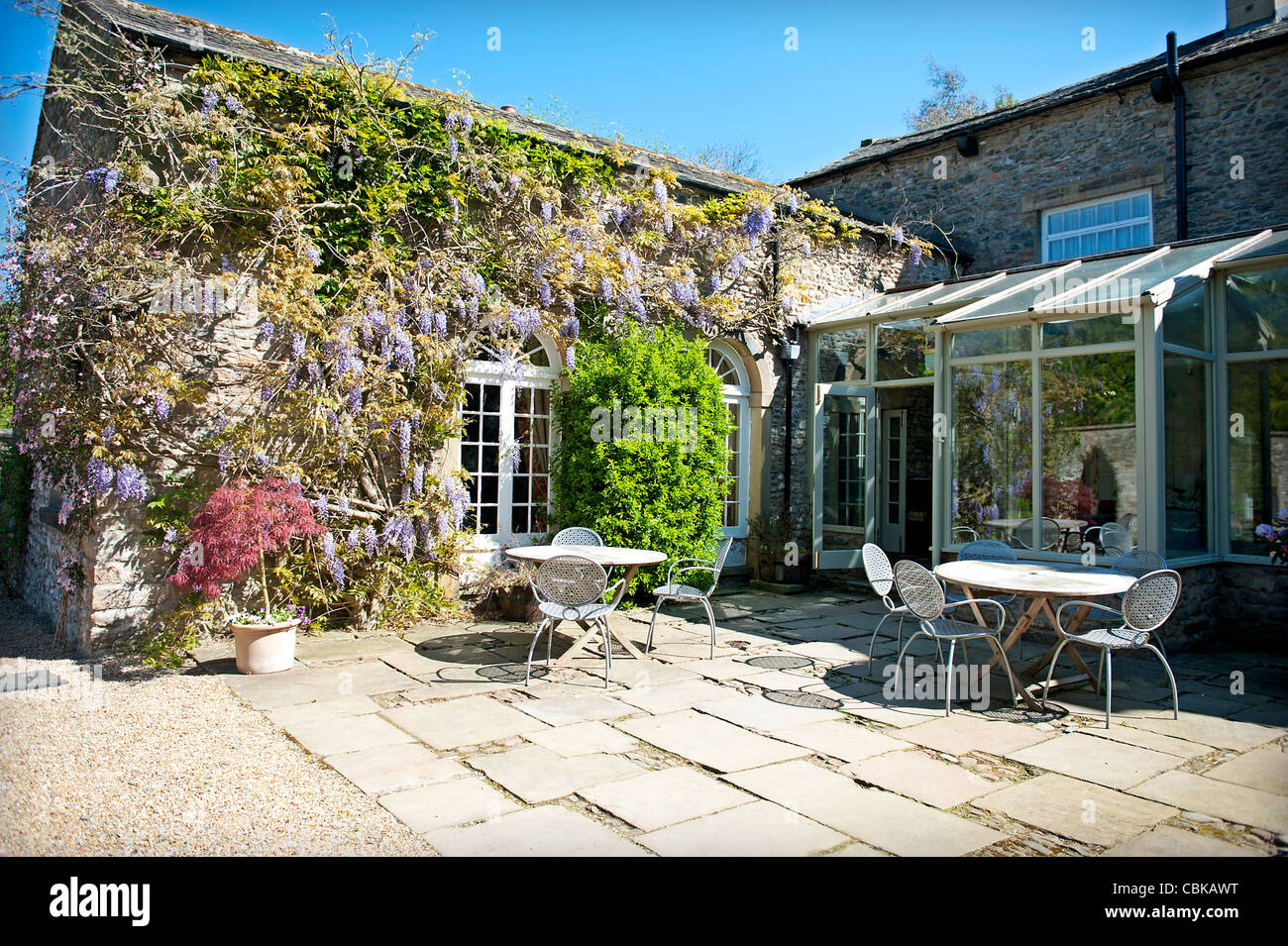 Hipping hall hi-res stock photography and images - Alamy