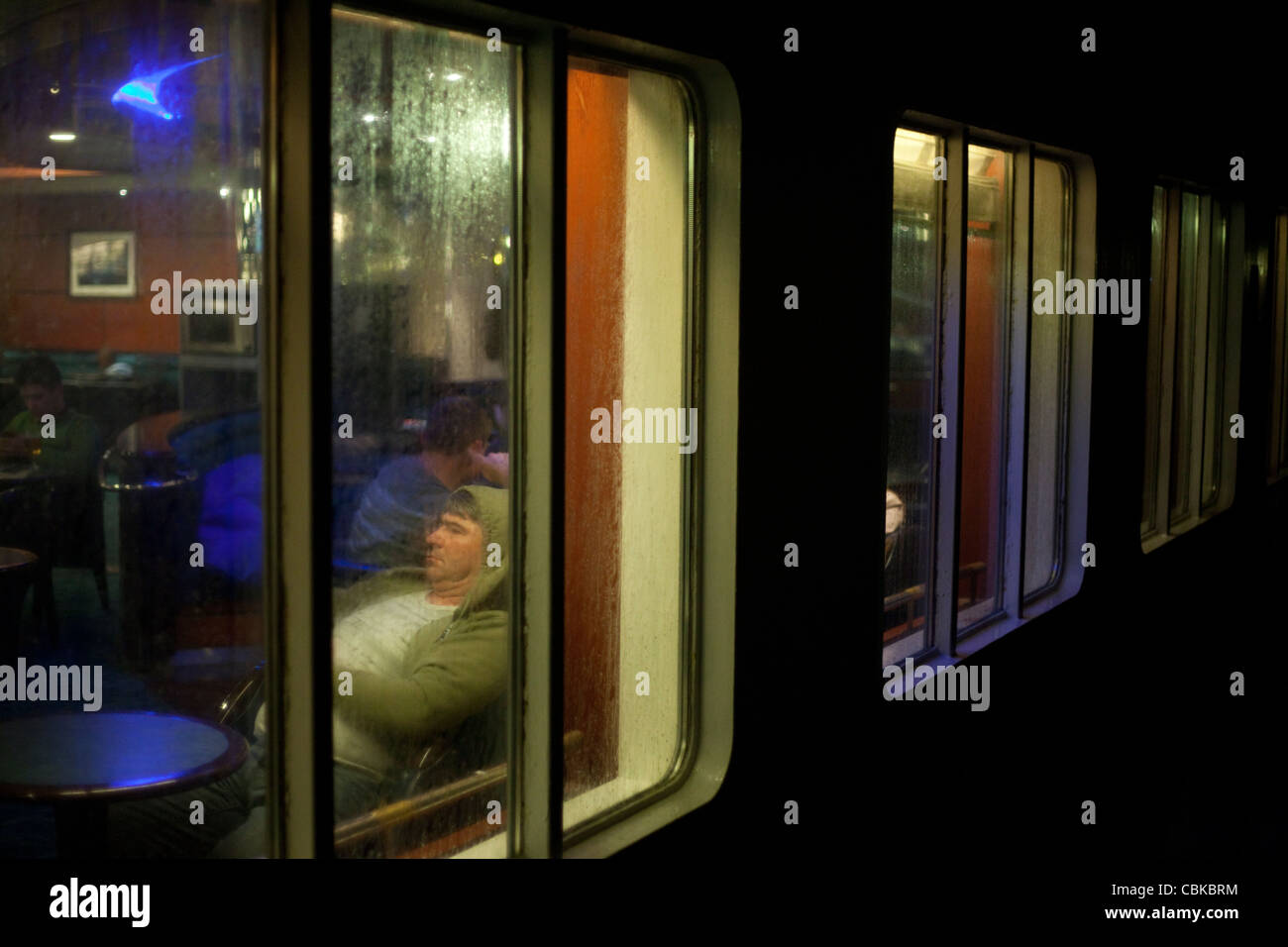 Calais sea crossing hi-res stock photography and images - Alamy