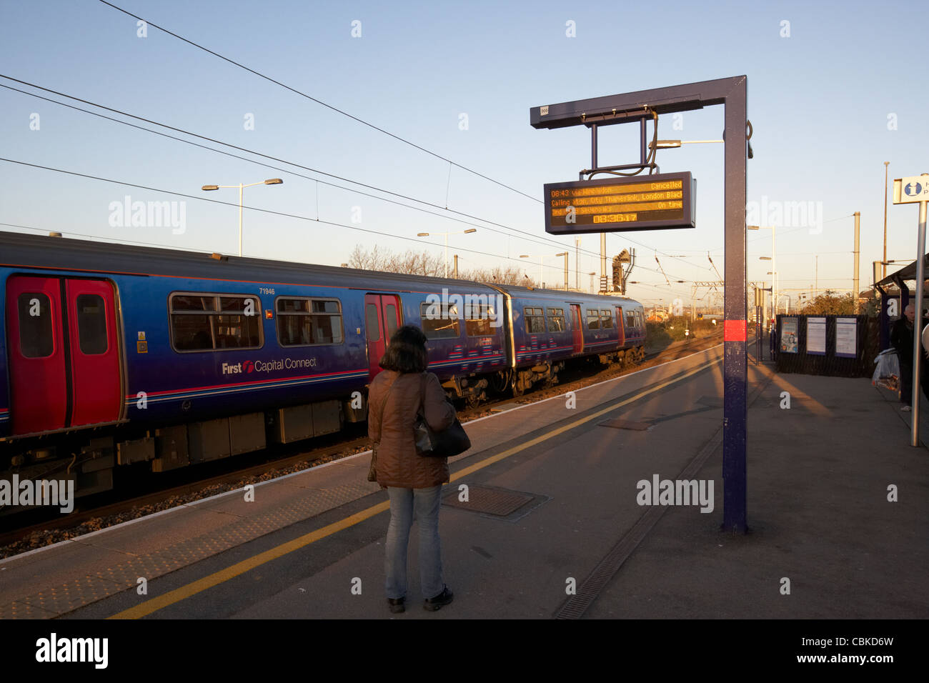 Cancelled trains boards uk hi-res stock photography and images - Alamy