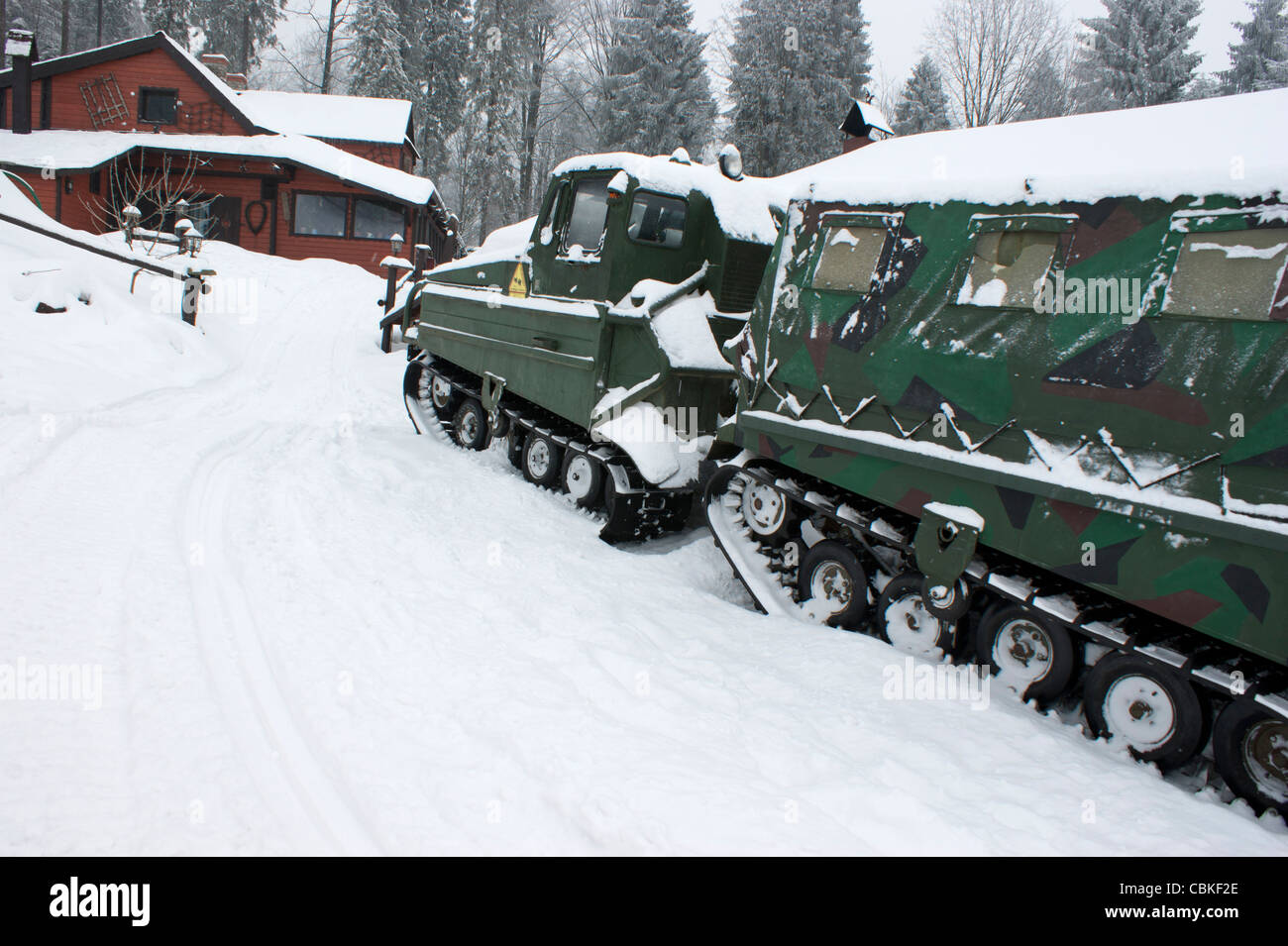 Military vehicle snow hi-res stock photography and images - Alamy