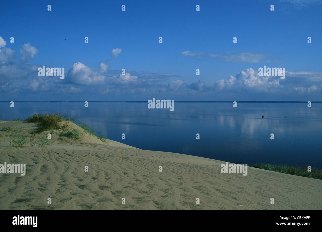Parnidis dune on the Curonian spit looking from its rim onto the calm ...
