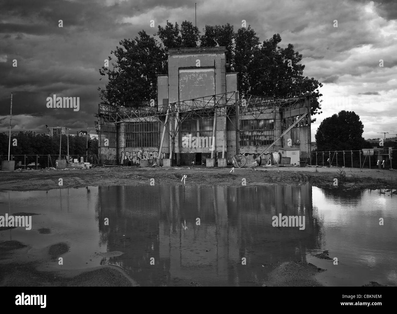 Seguin Island ,Banks of the Seine, Brownfield, shore of the Seine, Ile ...
