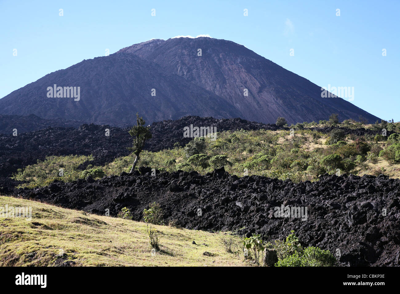Igneous mountain range hi-res stock photography and images - Alamy