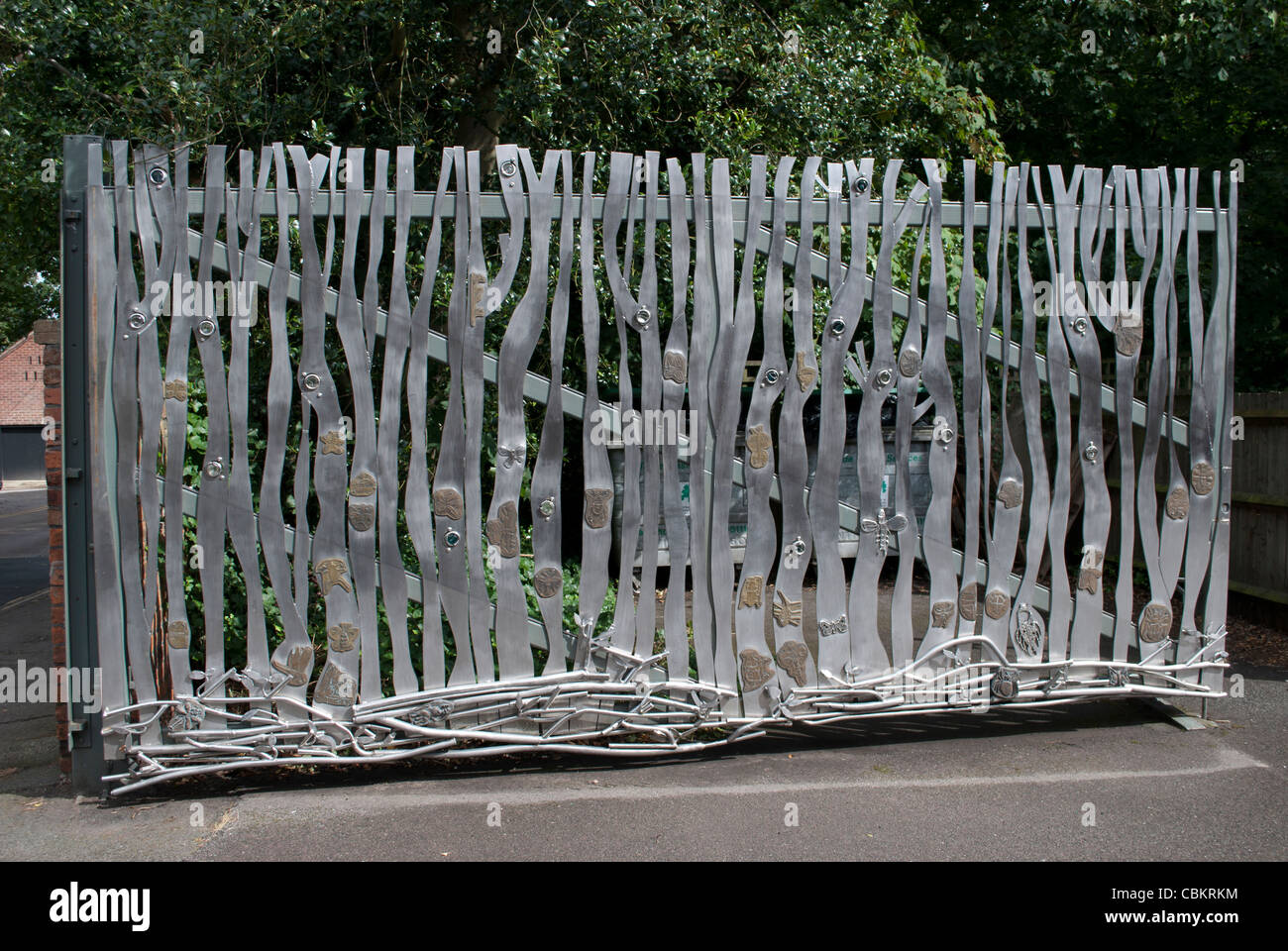 Fancy metal gate at Sherwood Forest Visitor Centre made to look like ...