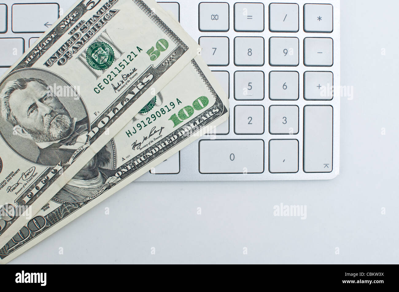 Keyboard money hi-res stock photography and images - Alamy