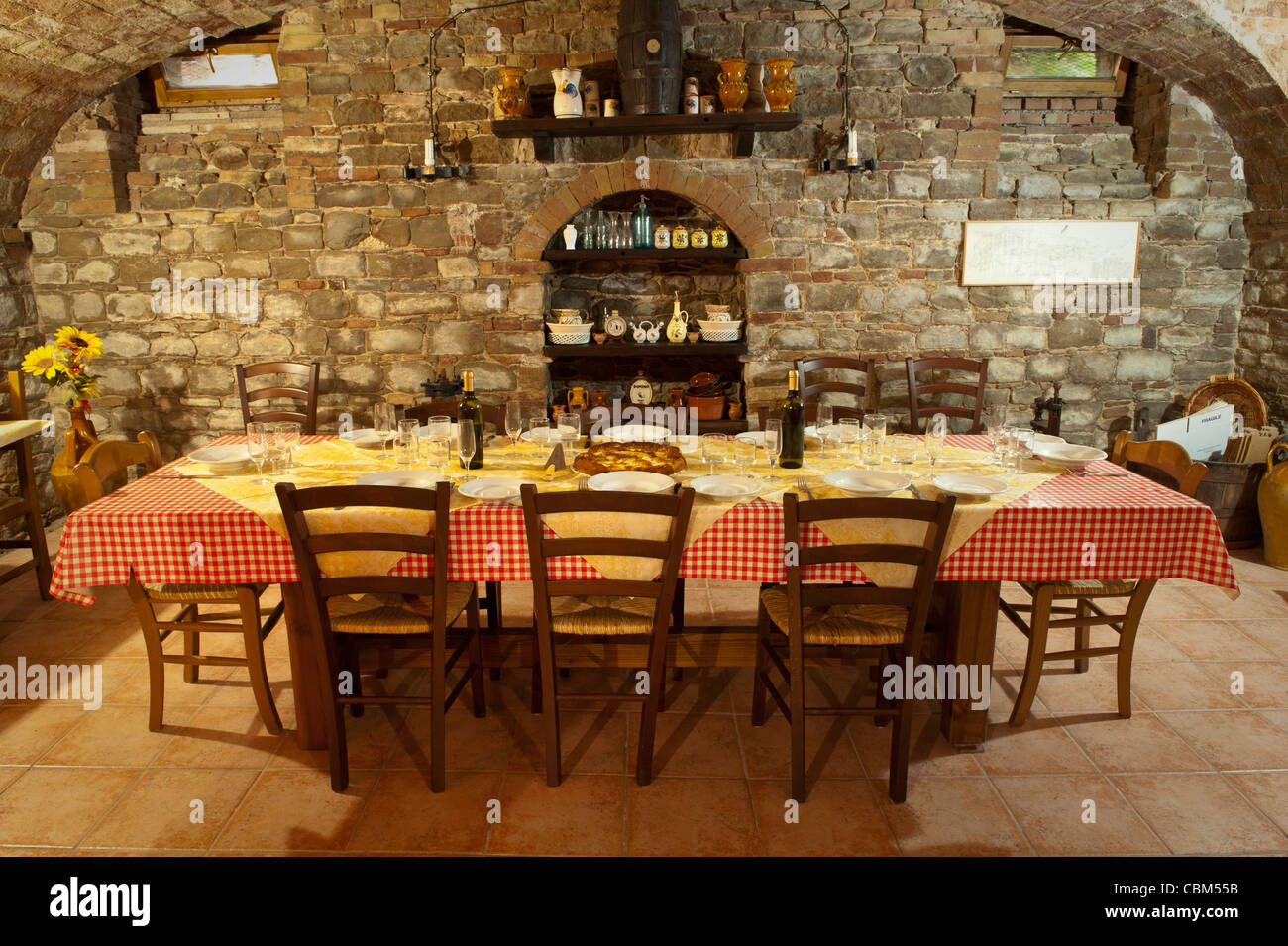 table set in Italian home ready for family meal Stock Photo - Alamy