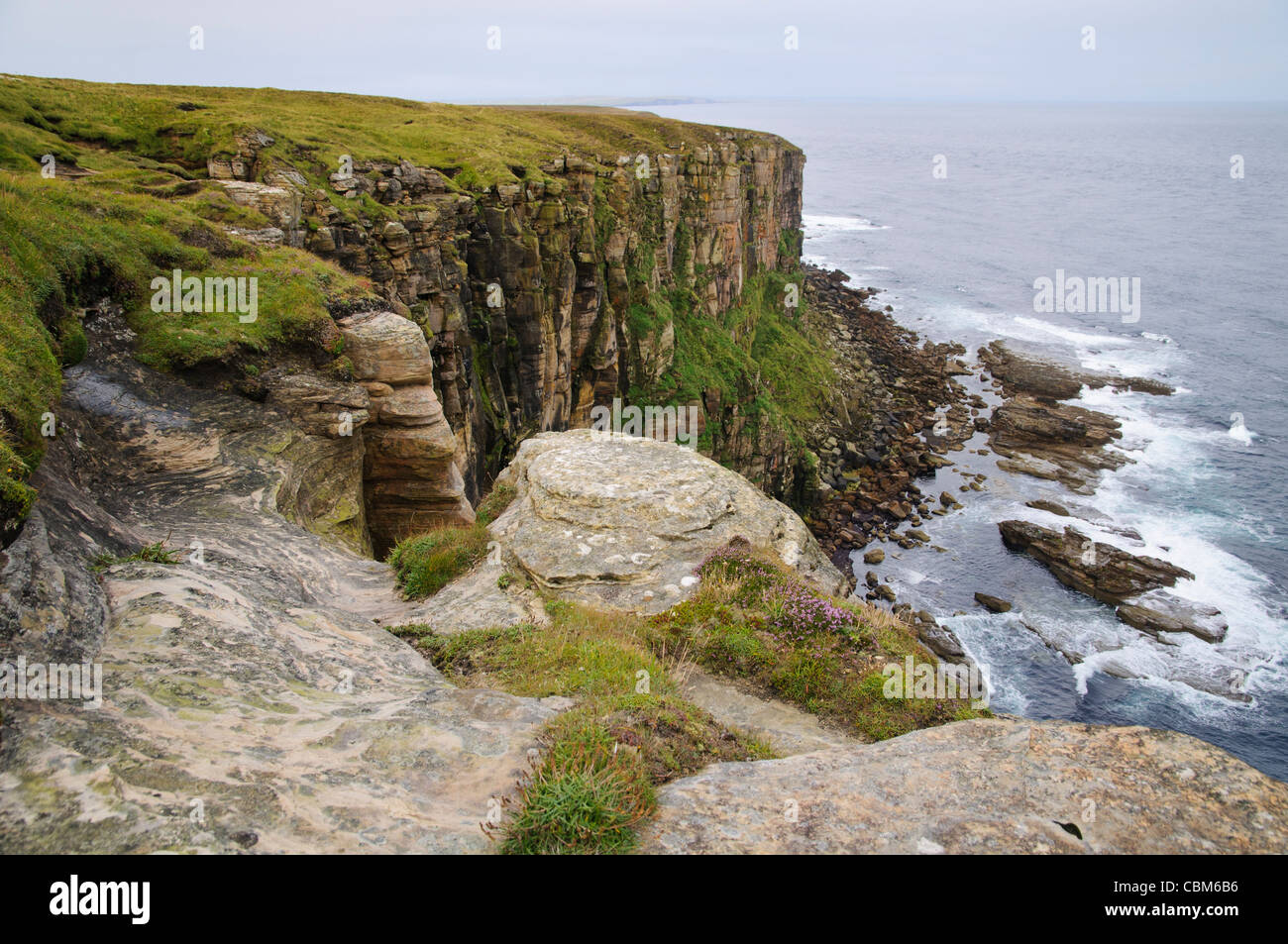 Dunnet head cliffs hi-res stock photography and images - Alamy