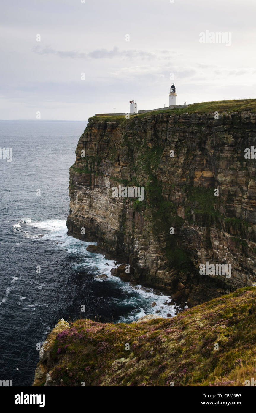 Dunnet head cliffs hi-res stock photography and images - Alamy