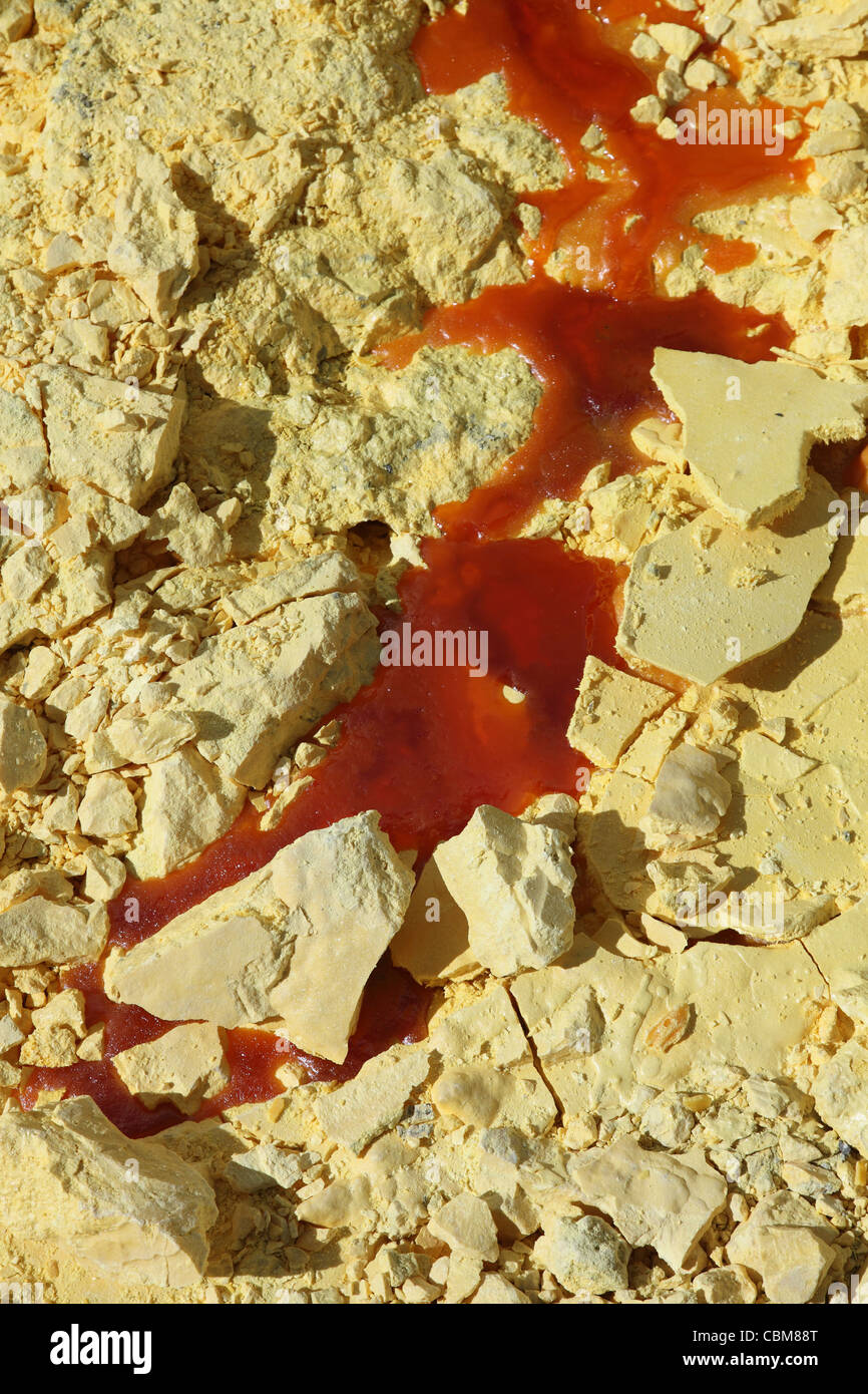 Flowing molten lava hi-res stock photography and images - Alamy