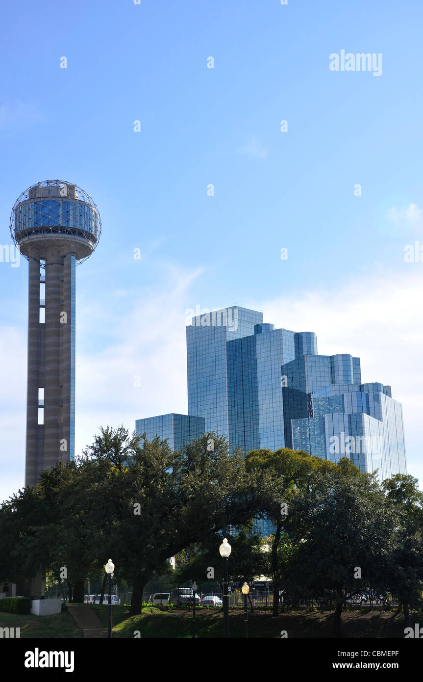 Reunion Tower and Hyatt Regency Hotel, Dallas, Texas, USA Stock Photo ...