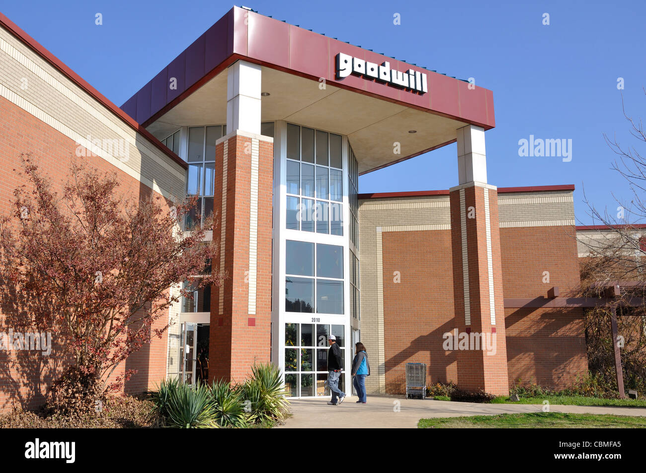 Goodwill charity store, USA Stock Photo - Alamy