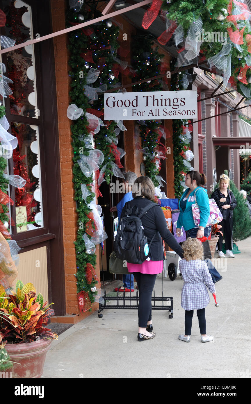 Grapevine texas, christmas hi-res stock photography and images - Alamy