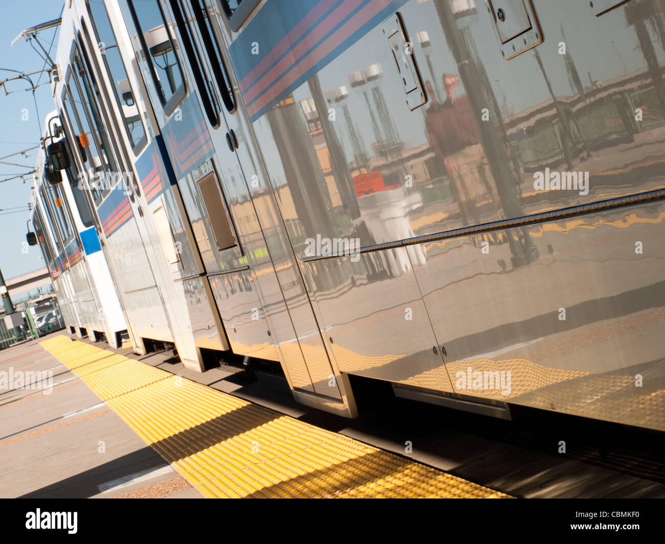 Fplatform hi-res stock photography and images - Alamy