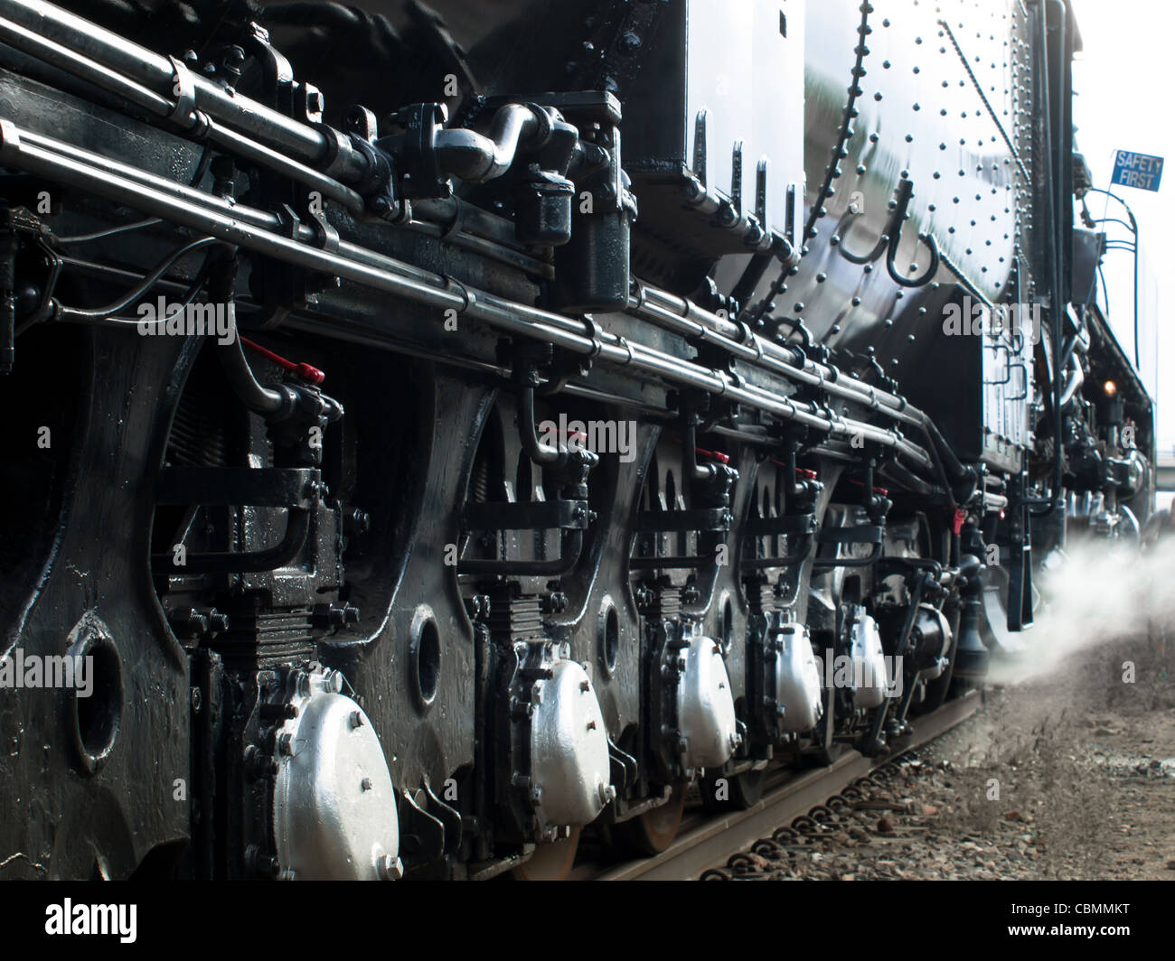 Driving wheels of the steam locomotive No. 844 of Union Pacific ...