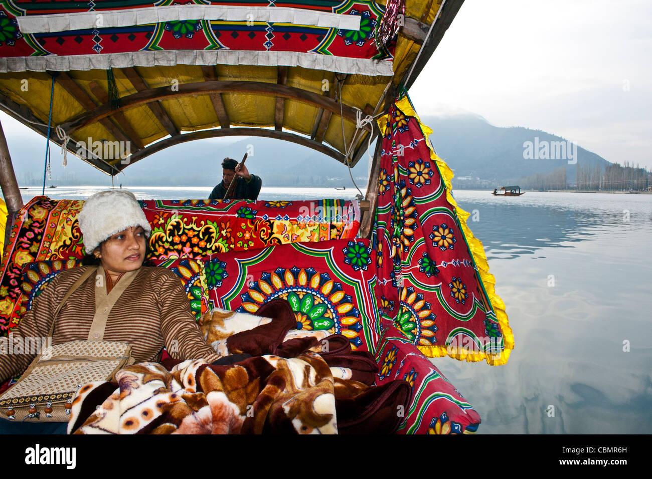 Kashmir lady hi-res stock photography and images - Alamy