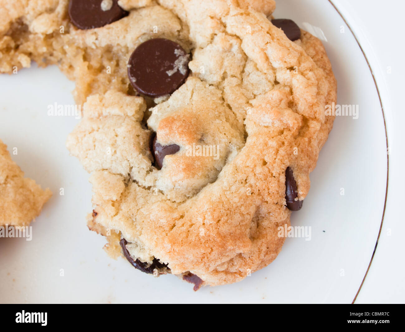 Broken homemade chocolate chip cookies Stock Photo - Alamy