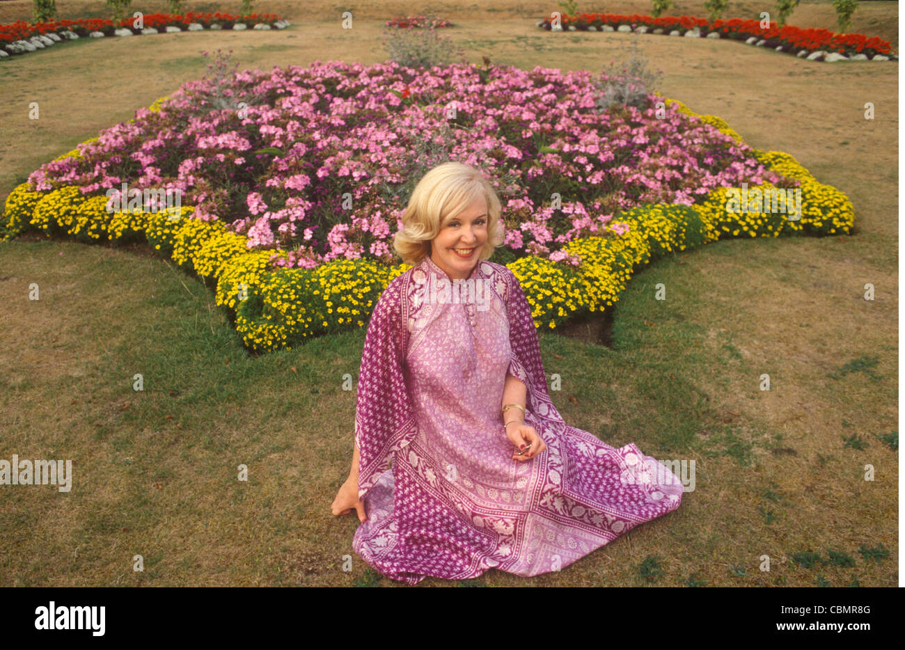 Cathy kirby hi-res stock photography and images - Alamy