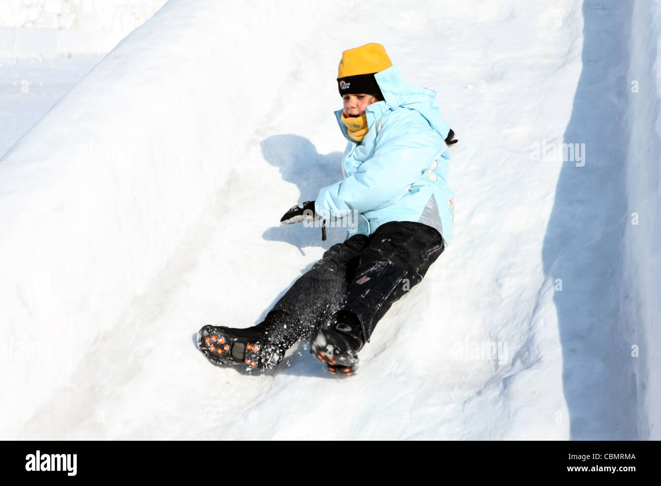 Ice sliding hi-res stock photography and images - Alamy
