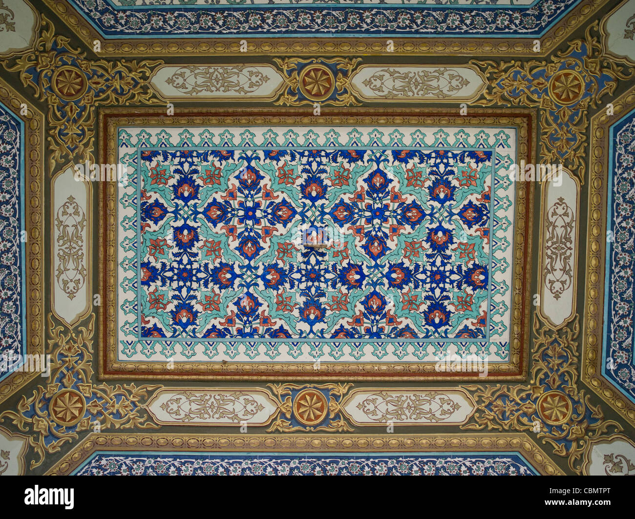 Mosaic on the ceiling of the Circumcision Room, Topkapi Palace TURKEY ...