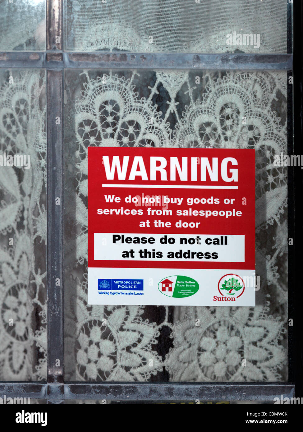 Warning Sign We do not buy goods or services at the door Stock Photo ...