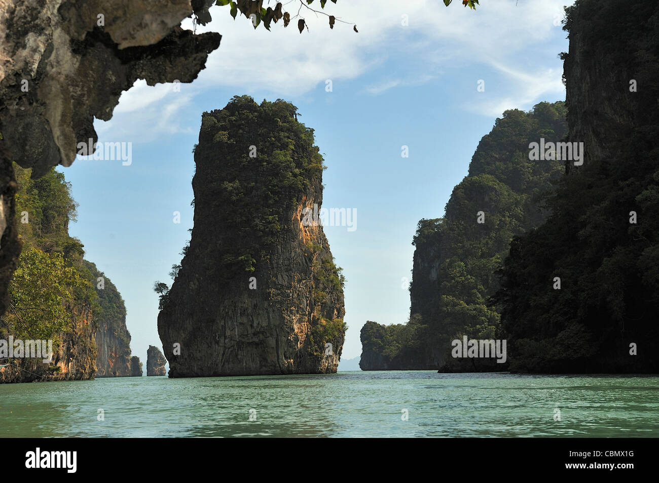 James bond rock hi-res stock photography and images - Alamy