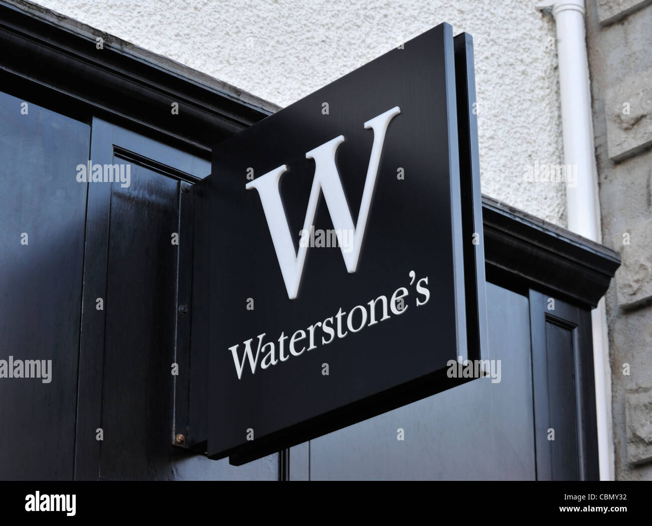 Waterstones logo hi-res stock photography and images - Alamy