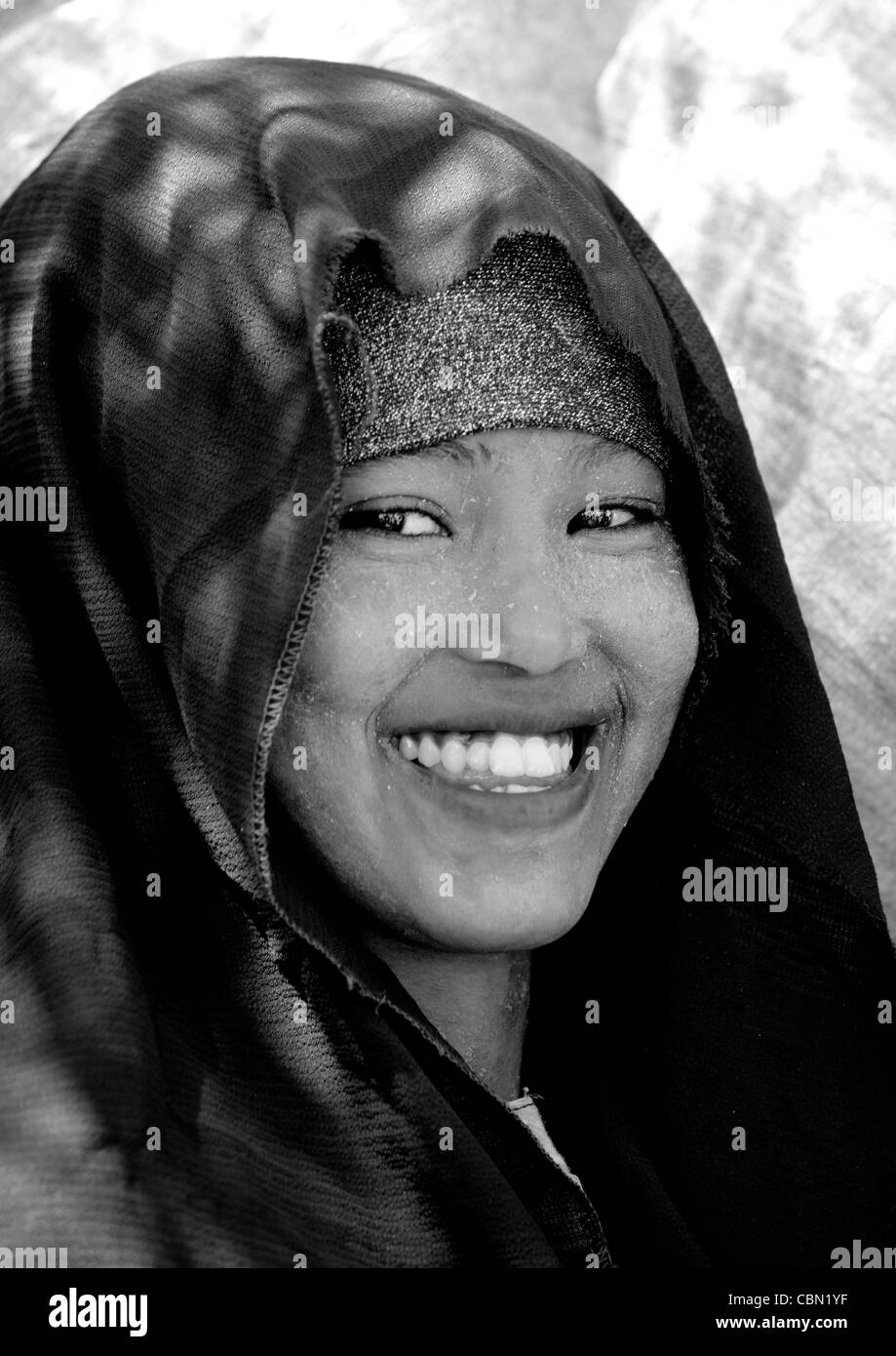 Smiling one woman only young woman african somali smile soma hi-res ...