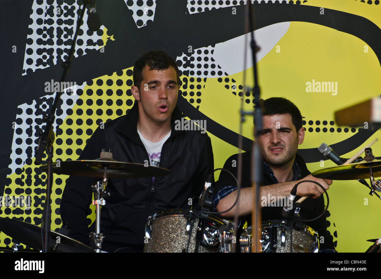 Band spain spanish music vocals drums hi-res stock photography and ...