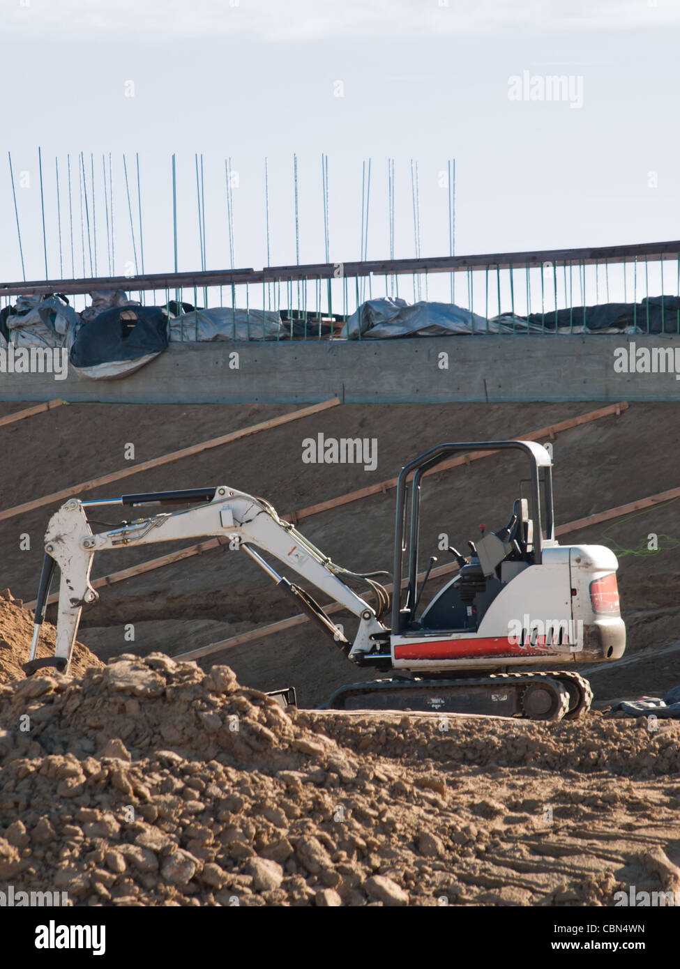 Construction of the new bridge over the highway Stock Photo - Alamy