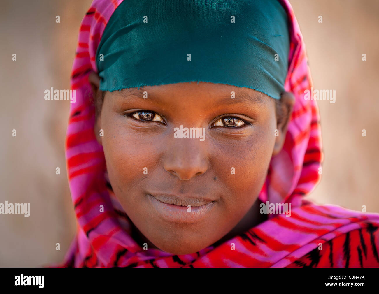 Somali woman smiling hi-res stock photography and images - Alamy