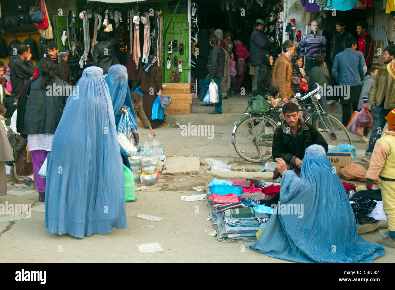 Burqa kabul hi-res stock photography and images - Alamy